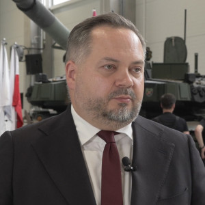 Zbrojeniówka otwiera się na sektor prywatny, ale nie na wszystkich. Wiceminister stawia sprawę jasno